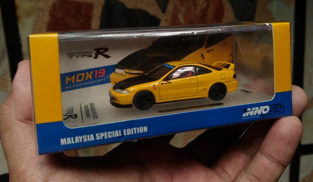 Inno64 Honda Integra DC2 Type R Malaysia special limited edition ...
