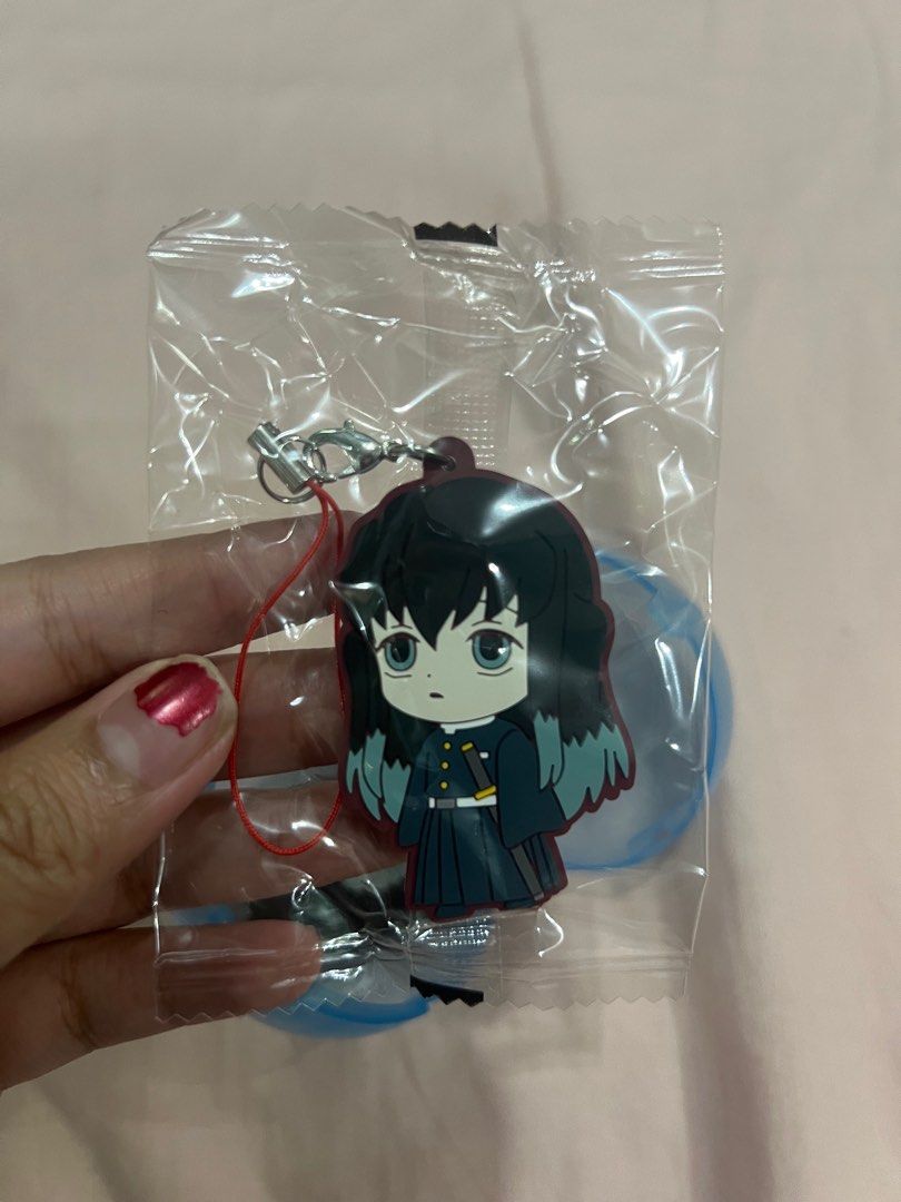 Kimetsu no Yaiba/Demon Slayer gachapon keychains (Nezuko, Mitsuri ...