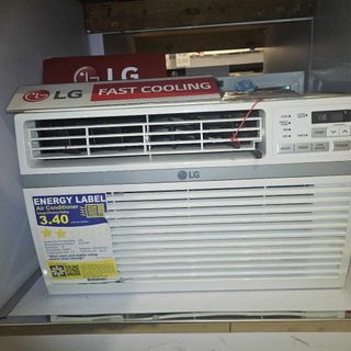 CARRIER 1HP WINDOW TYPE AIRCON NON-INVERTER, TV & Home Appliances, Air ...