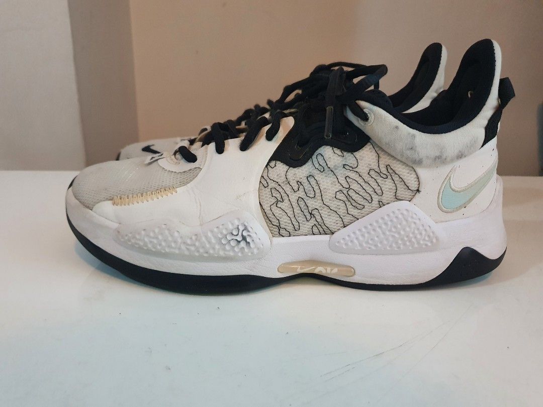 Nike Paul George 5, Fesyen Pria, Sepatu , Sneakers di Carousell
