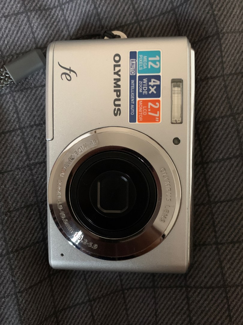 OLYMPUS CCD (Digital Camera), Photography, Cameras on Carousell