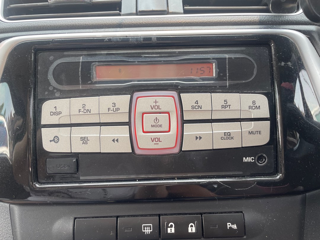 Original Perodua BEZZA Myvi Audio Player, Audio, Portable Music Players ...
