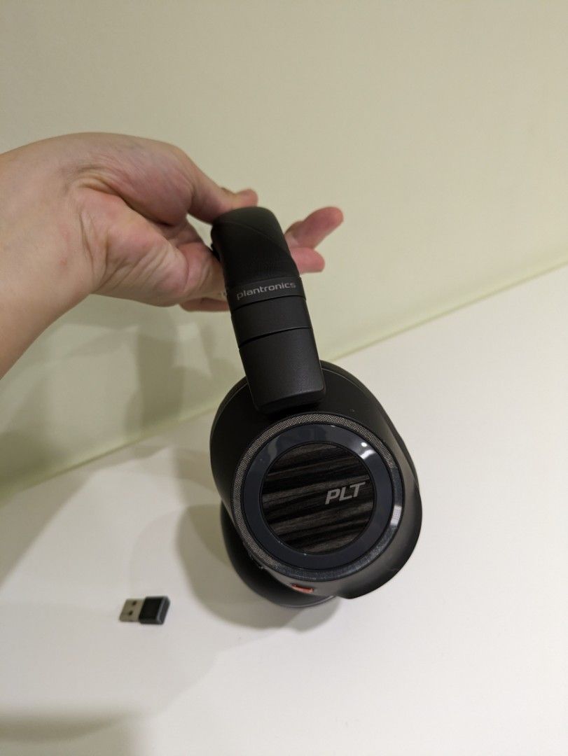 Plantronics Poly Voyager 8200 Wireless Headphones, Audio, Headphones ...