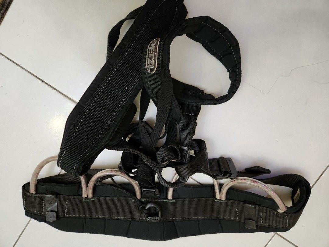 Safety Harness Petzl Gourou, Sports Equipment, Hiking & Camping on ...