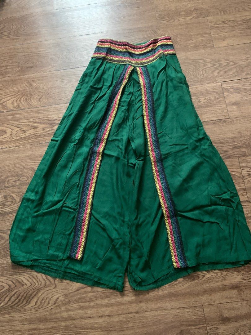 Satu set baju adat toraja, Fesyen Wanita, Pakaian Wanita, Gaun & Rok di ... Satu set baju adat toraja, Fesyen Wanita, Pakaian Wanita, Gaun & Rok di ...