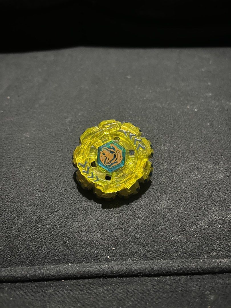 Takara Tomy Beyblade Metal Fight Divine Chimera TR145FB Corocoro Comics ...
