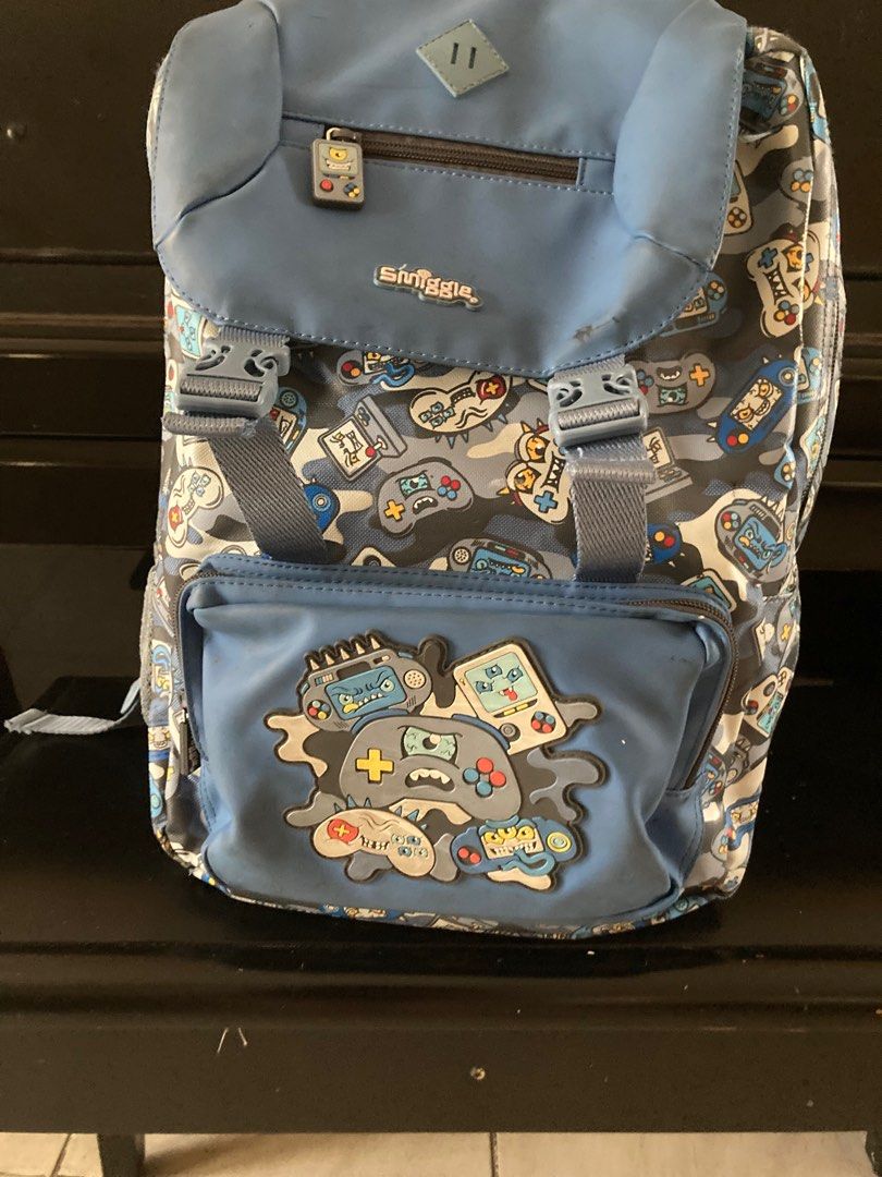 Tas smiggle ukuran Large untuk SD, Bayi & Anak, Lainnya di Carousell