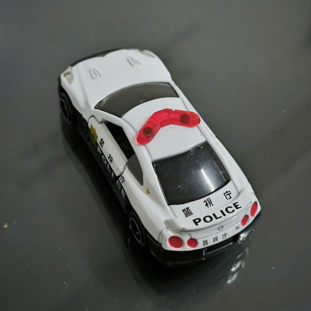 Tomica Nissan Skyline GT-R R35 police car, Hobbies & Toys, Toys & Games ...