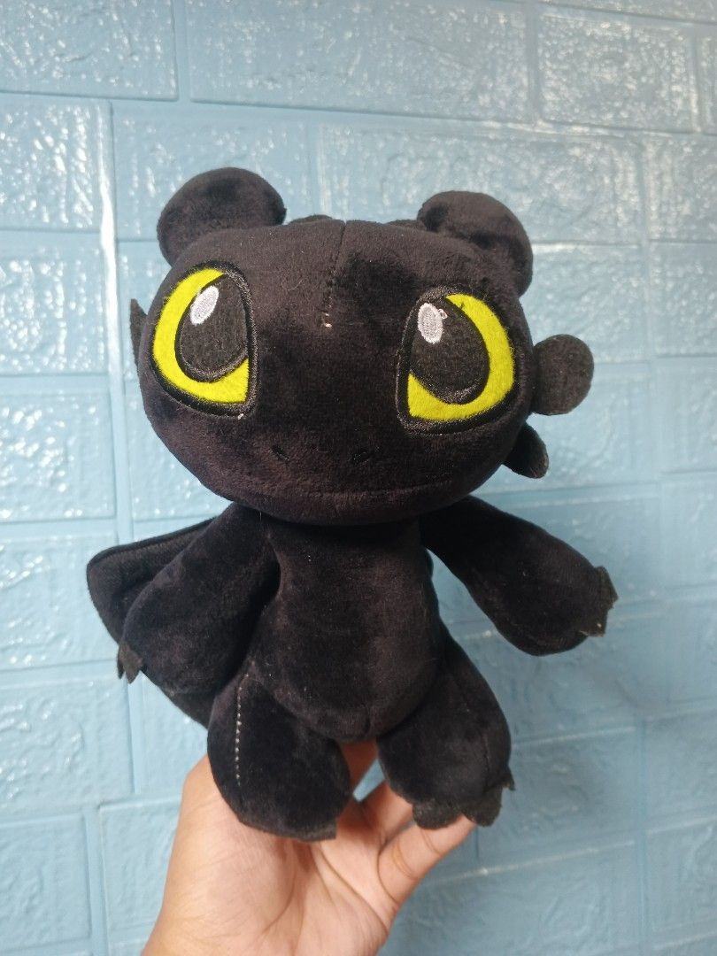 Toothless How To Train Your Dragon Plush, Hobbies & Toys, Toys & Games ...