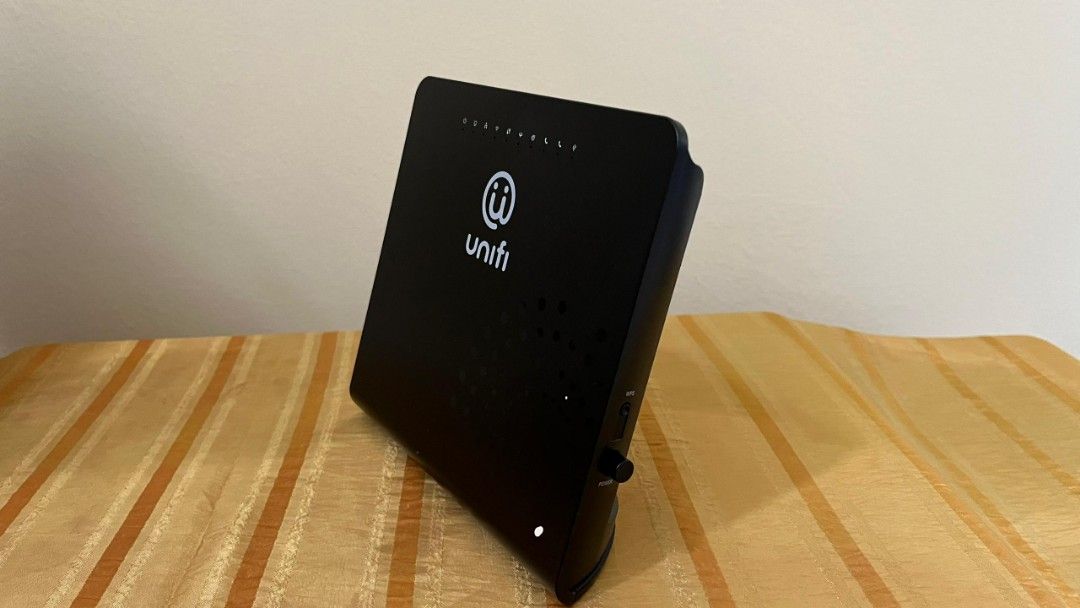 Unifi Netis gigabit router AC1200 dl4480v2, Computers & Tech, Parts ...