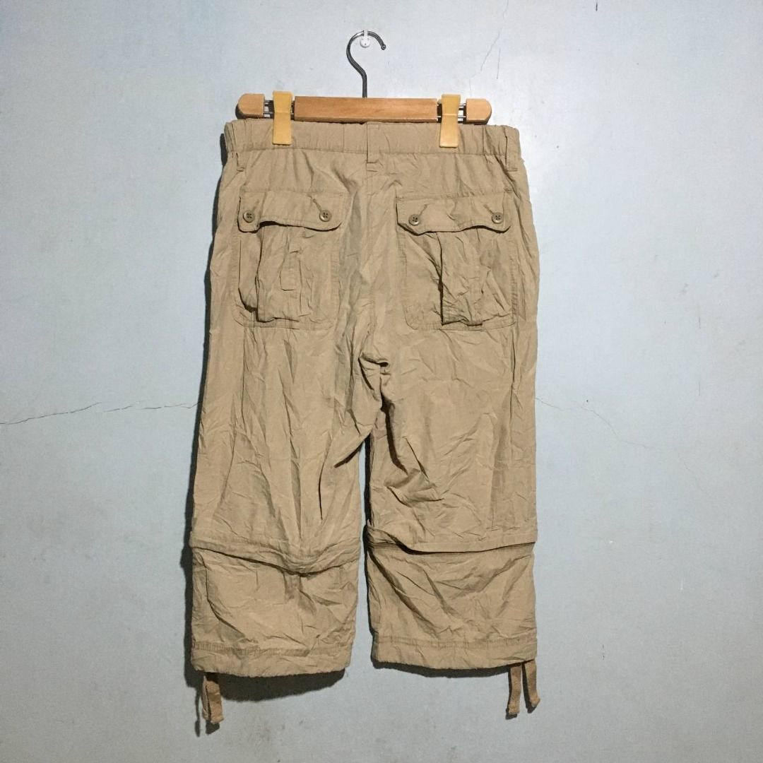Uniqlo Cargo 3 Quarter Shorts, Men's Fashion, Bottoms, Shorts on Carousell