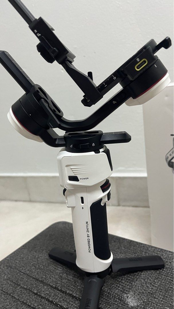 Zhiyun crane m3s, Photography, Photography Accessories, Gimbals ...