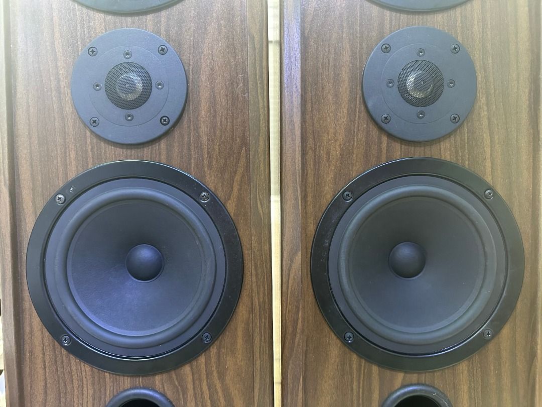 德國原裝進口 MB QUART QL 40C 三音路 點音源 雙6.5吋 落地喇叭一對 聽音樂 的好選擇 德國製造~ 有連號, 耳機及錄音音訊設備, Soundbar、揚聲器、藍牙喇叭、耳擴在旋轉拍賣