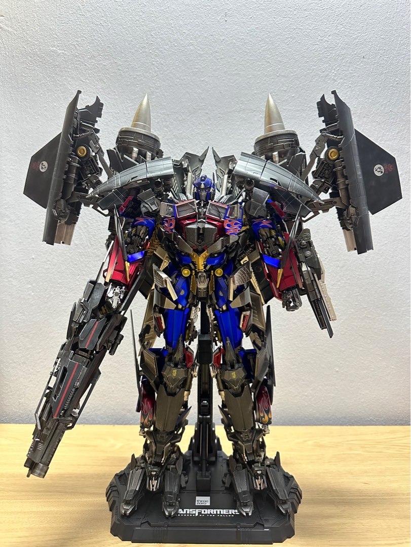 (ASSEMBLED) Threezero DLX Jet Fire + KO MC DLX Optimus Prime Improved ...