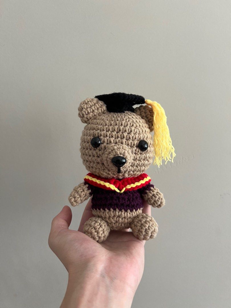 Crochet Graduation Bear, Hobbies & Toys, Stationery & Craft, Handmade ...