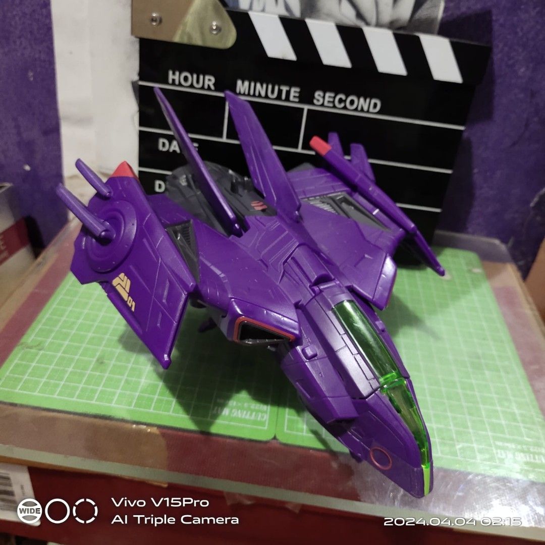 Disney Pixar Lightyear Hyperspeed Series Zurg Fighter Ship, Barang Yang ...