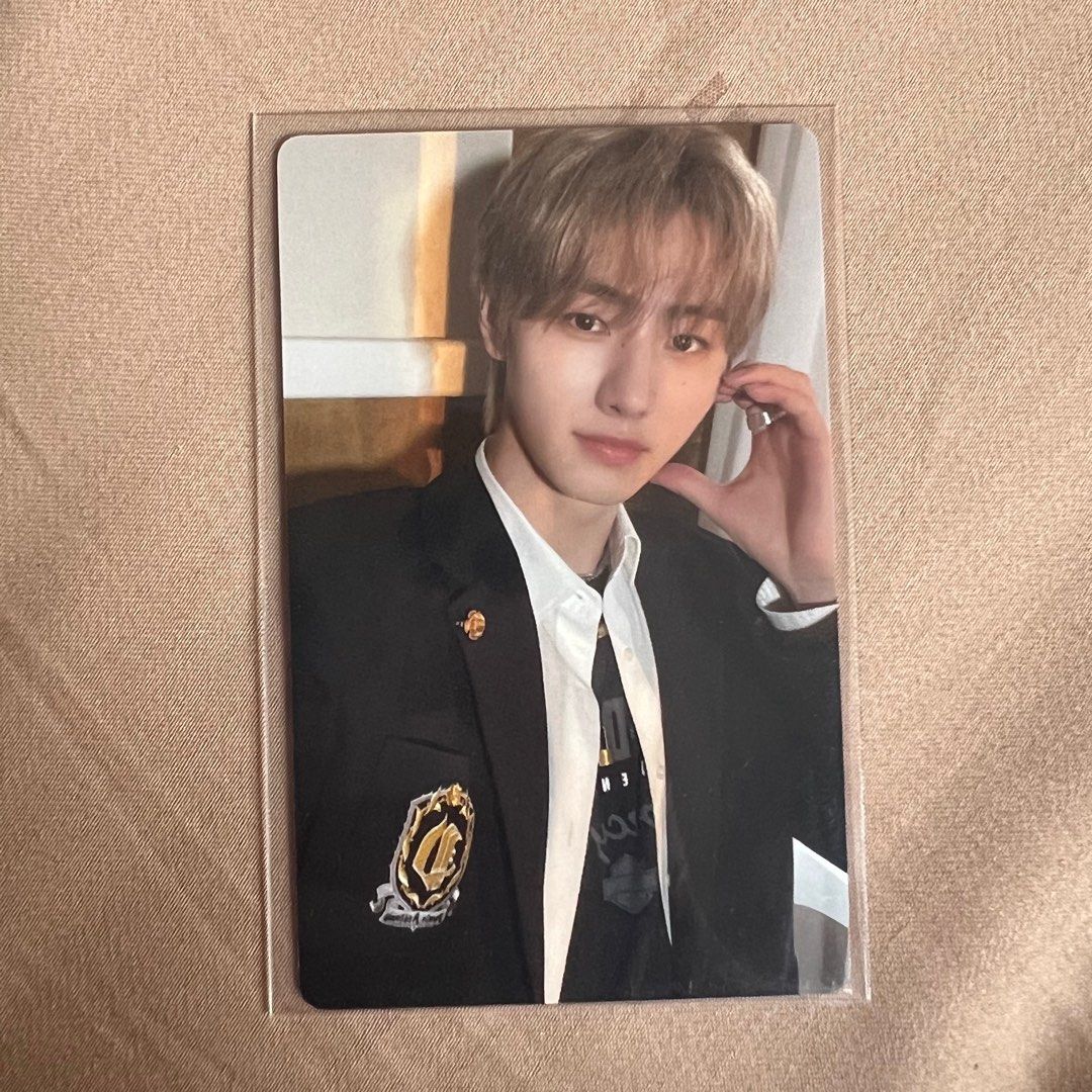 ENHYPEN SUNGHOON HEART WEVERSE PHOTOCARD, Hobbies & Toys, Memorabilia & Collectibles, K-Wave on ...