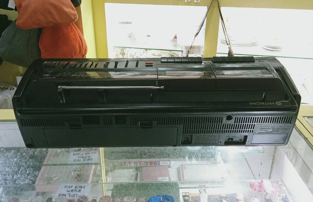 Hitachi 3D80 Radio Boombox Vintage Selling As Display Only, Audio ...