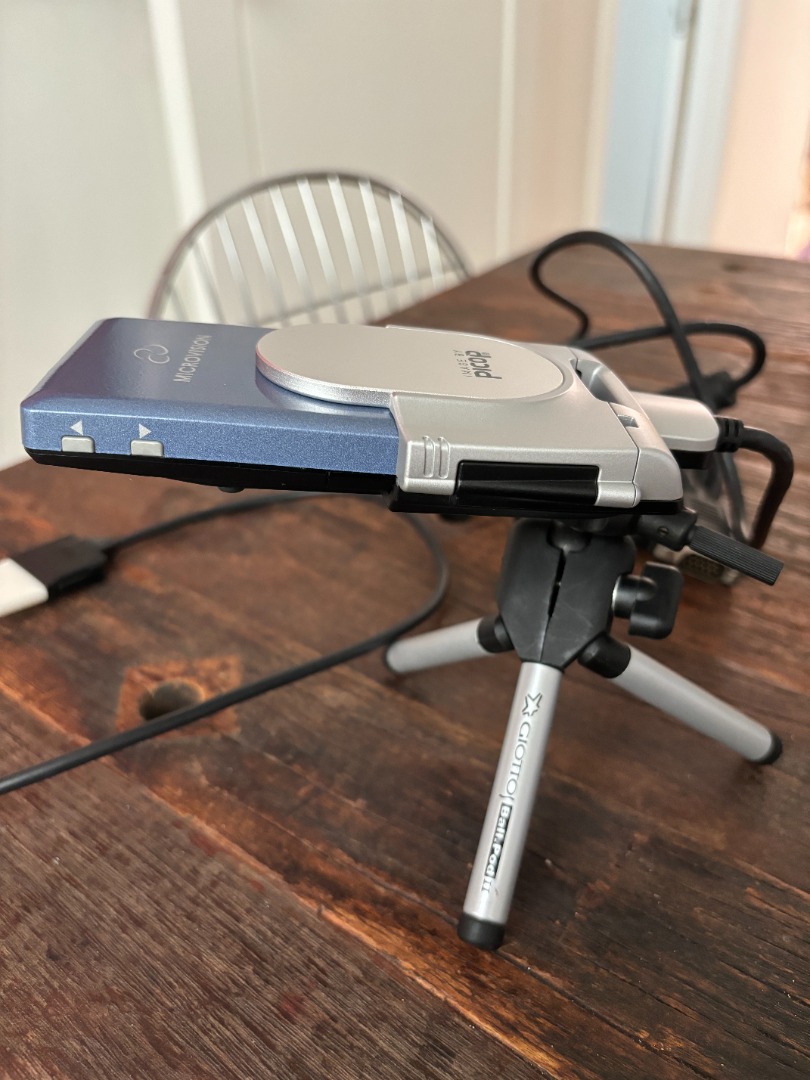 Microvision SHOWWX Laser Pico Projector, Computers & Tech, Parts ...