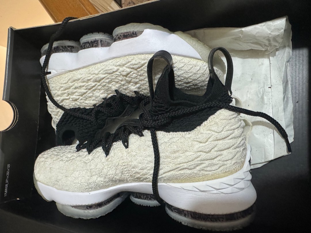 NIKE LEBRON XV, Men's Fashion, Footwear, Sneakers on Carousell