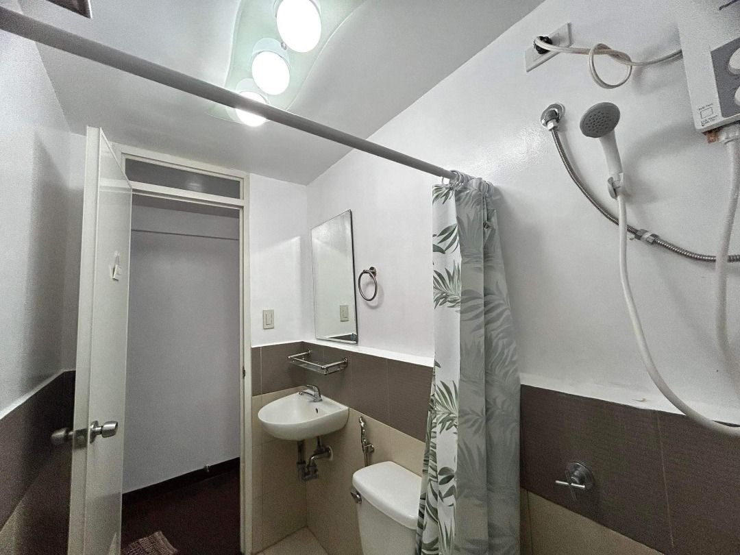 Solano Hills - Affordable Fully Furnished Studio Unit Condominium in ...