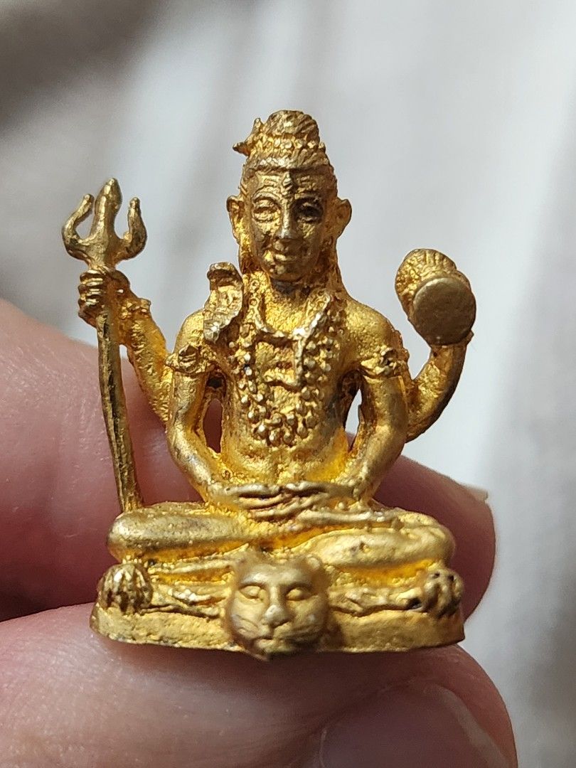 Thai Amulet LP Shiva Roop Lor, Hobbies & Toys, Memorabilia ...