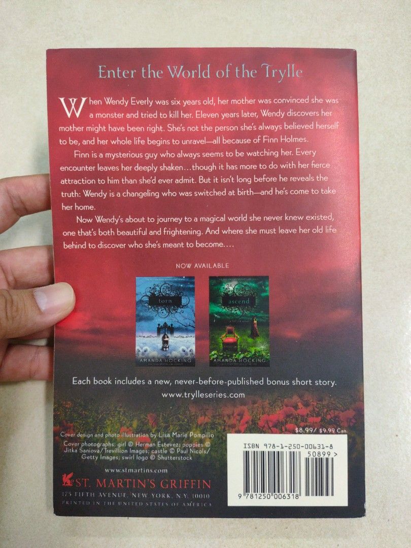 [Used] Switched (Trylle #1) by Amanda Hocking (YA / Fantasy /Romance ...