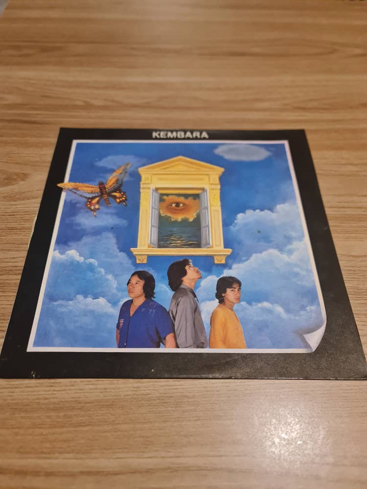 Vynil Kembara 1981, Hobbies & Toys, Collectibles & Memorabilia, Vintage ...