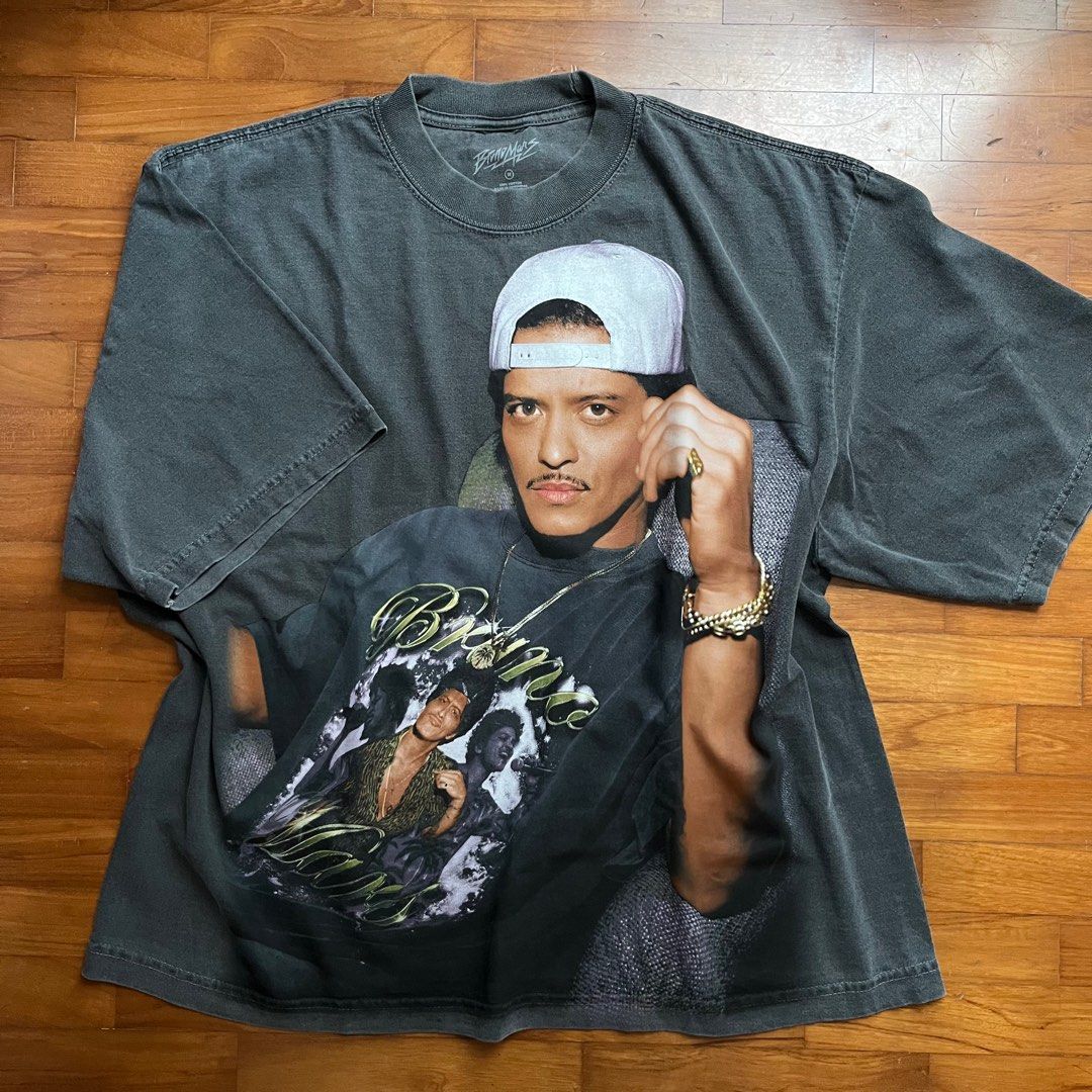 Bruno Mars Merch Shirt (Weird Tee - M), Hobbies & Toys, Memorabilia ...