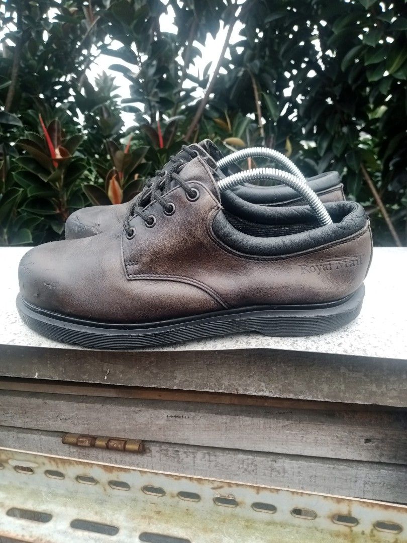 Dr martens / docmart, Fesyen Pria, Sepatu , Sepatu Boot di Carousell