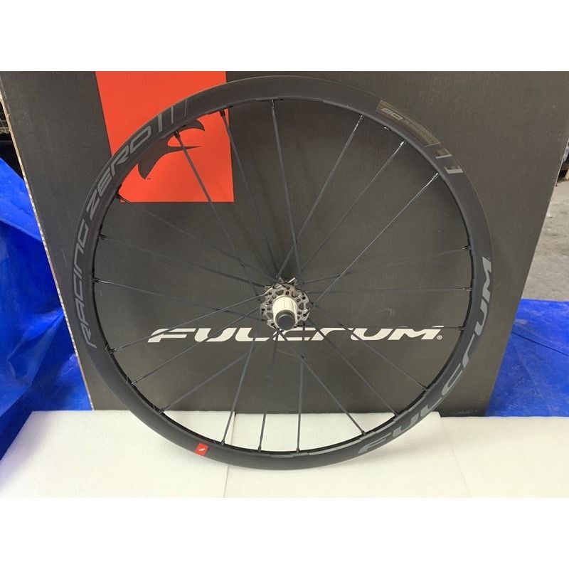 Fulcrum Racing Zero Disc DB 跑零 中央鎖入式 無內胎 C or S 系統則ㄧ, 體育器材, 自行車及配件, 單車在旋轉拍賣