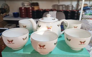 Buy and Sell Vintage Collectibles | Carousell