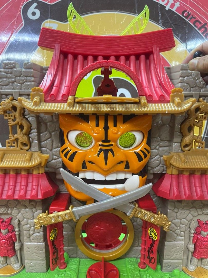 Imaginext Fisher-Price Samurai Castle, Hobbies & Toys, Toys & Games on ...