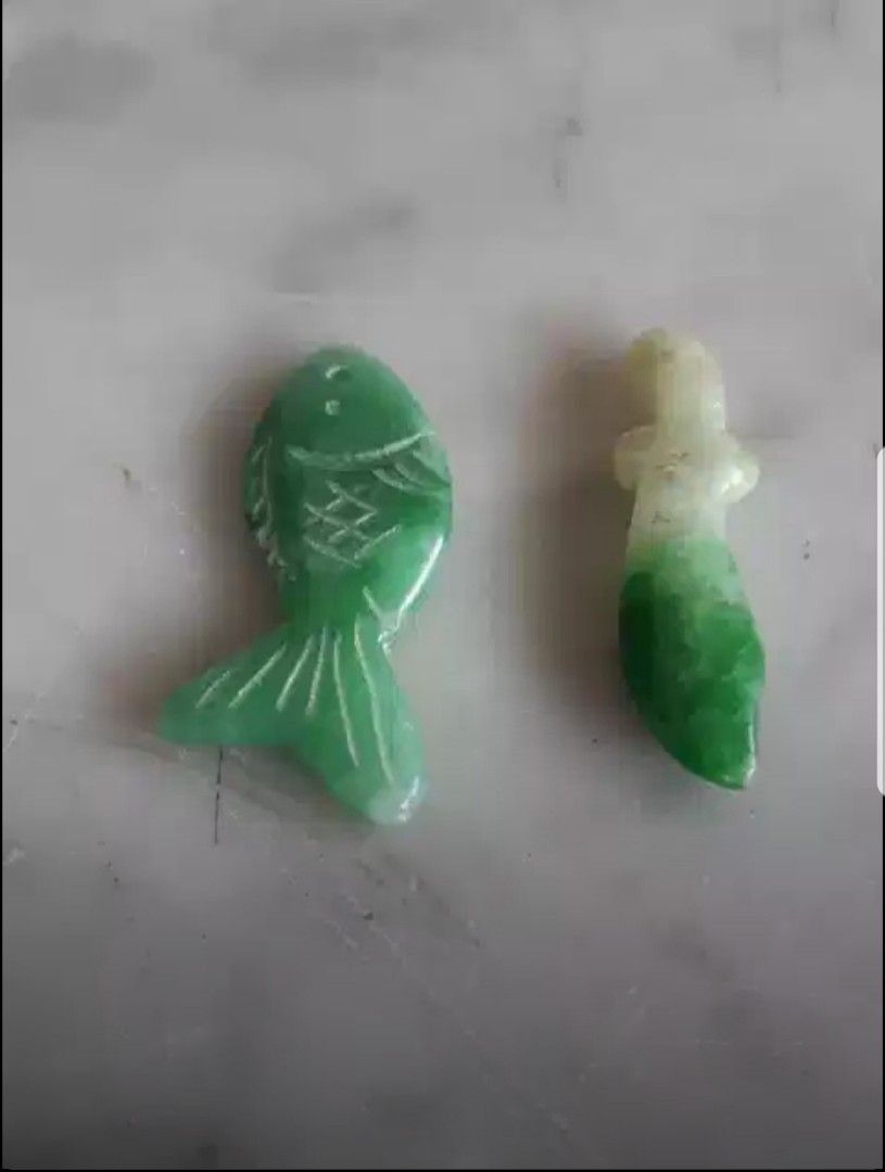 Liontin giok antik, Antik, Pajangan di Carousell