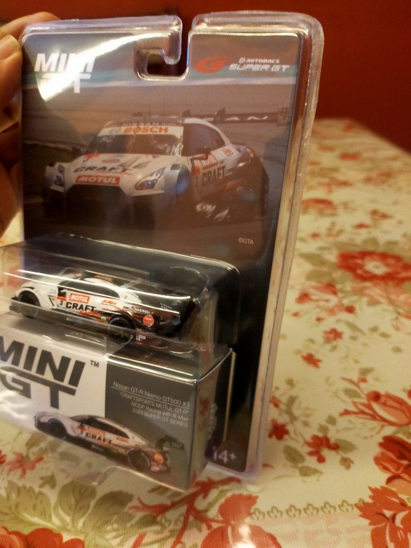 Mini GT Nissan Skyline GTR R35 Nismo GT500 White, Hobbies & Toys, Toys ...