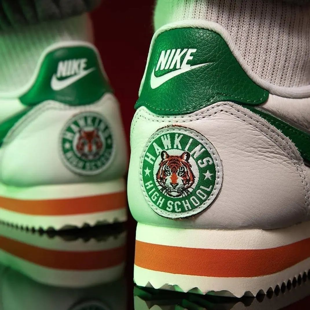 NIKE CORTEZ STRANGER THINGS, Fesyen Pria, Sepatu , Sneakers di Carousell