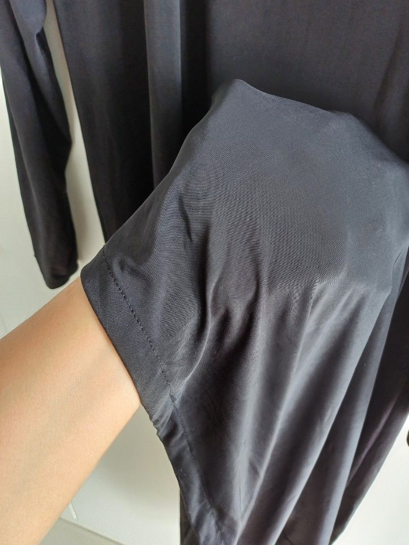 Simple Black Jubah Dress, Women's Fashion, Muslimah Fashion, Kaftans ...
