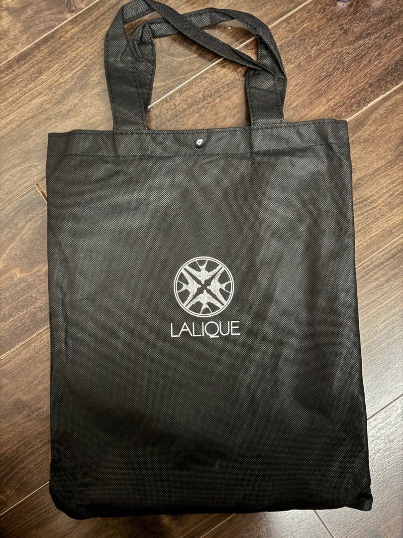 Singapore Airlines First Class Pyjamas Lalique SQ SIA, Men's Fashion ...