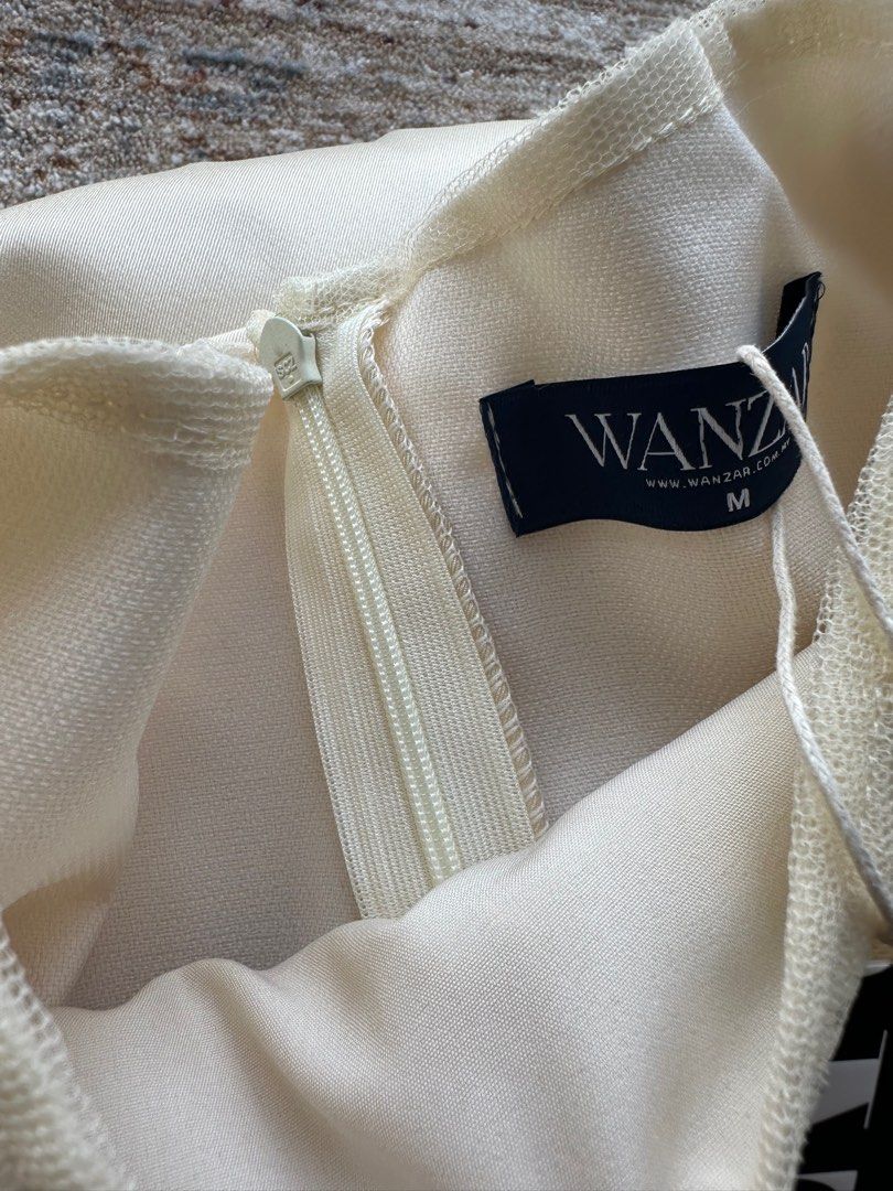 For Rent: Wanzar Baju Kurung , Women's Fashion, Dresses & Sets ...