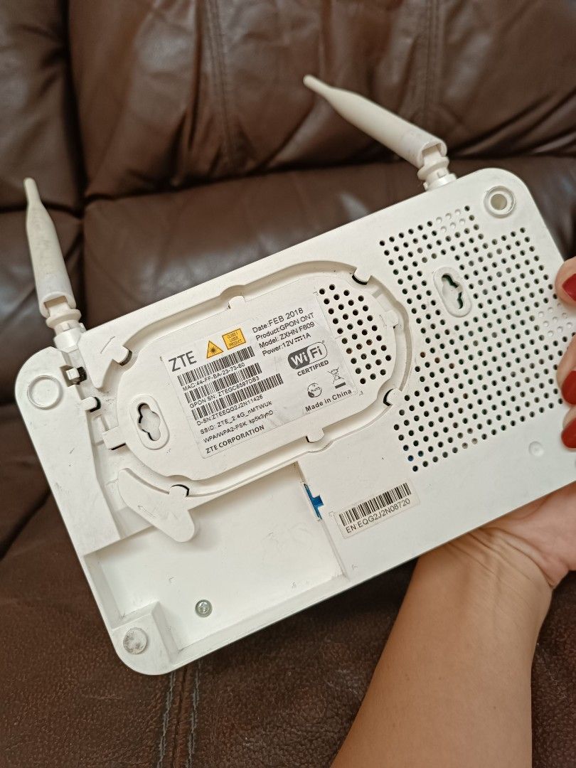 ZTE GPON ONT ZXHN F609 Wireless Modem Router, Elektronik, Komputer ...