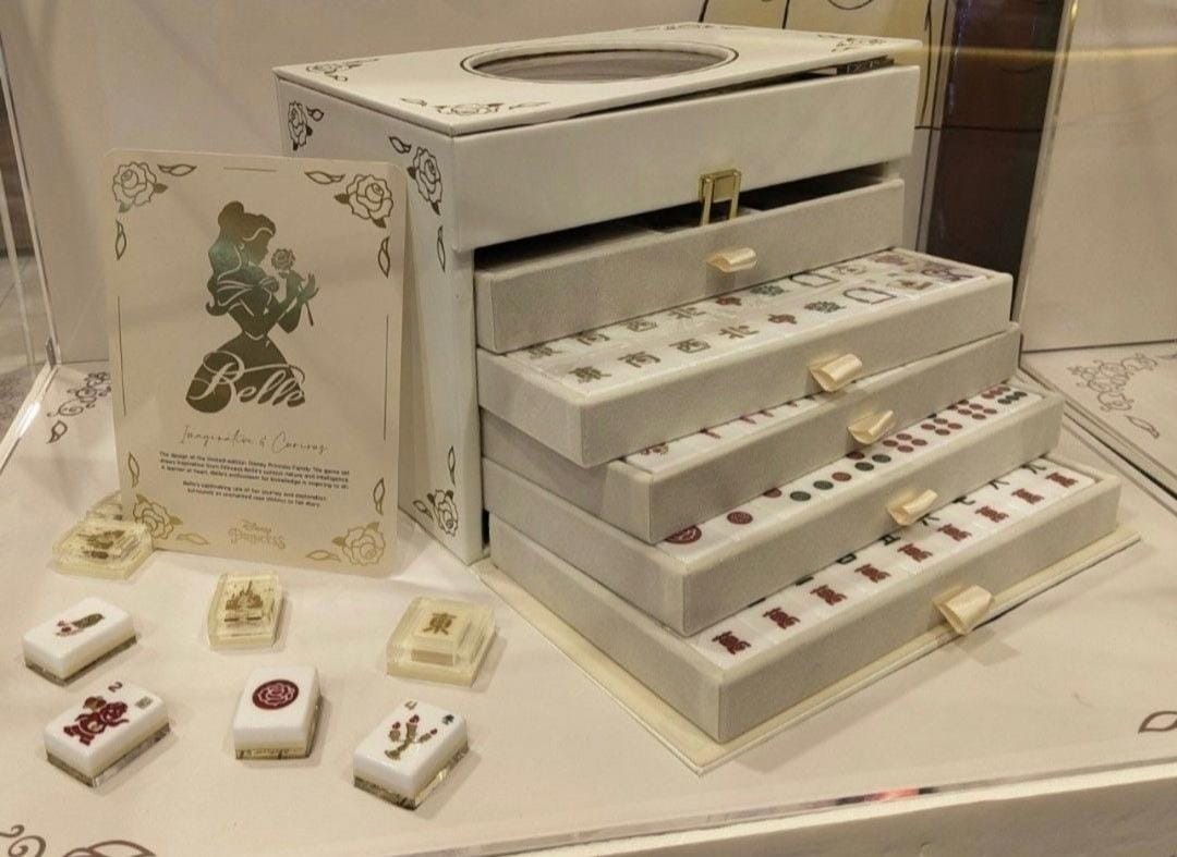 2024 Princess Mahjong Set & 20-22" Cabin Luggage (Brand New), Hobbies ...