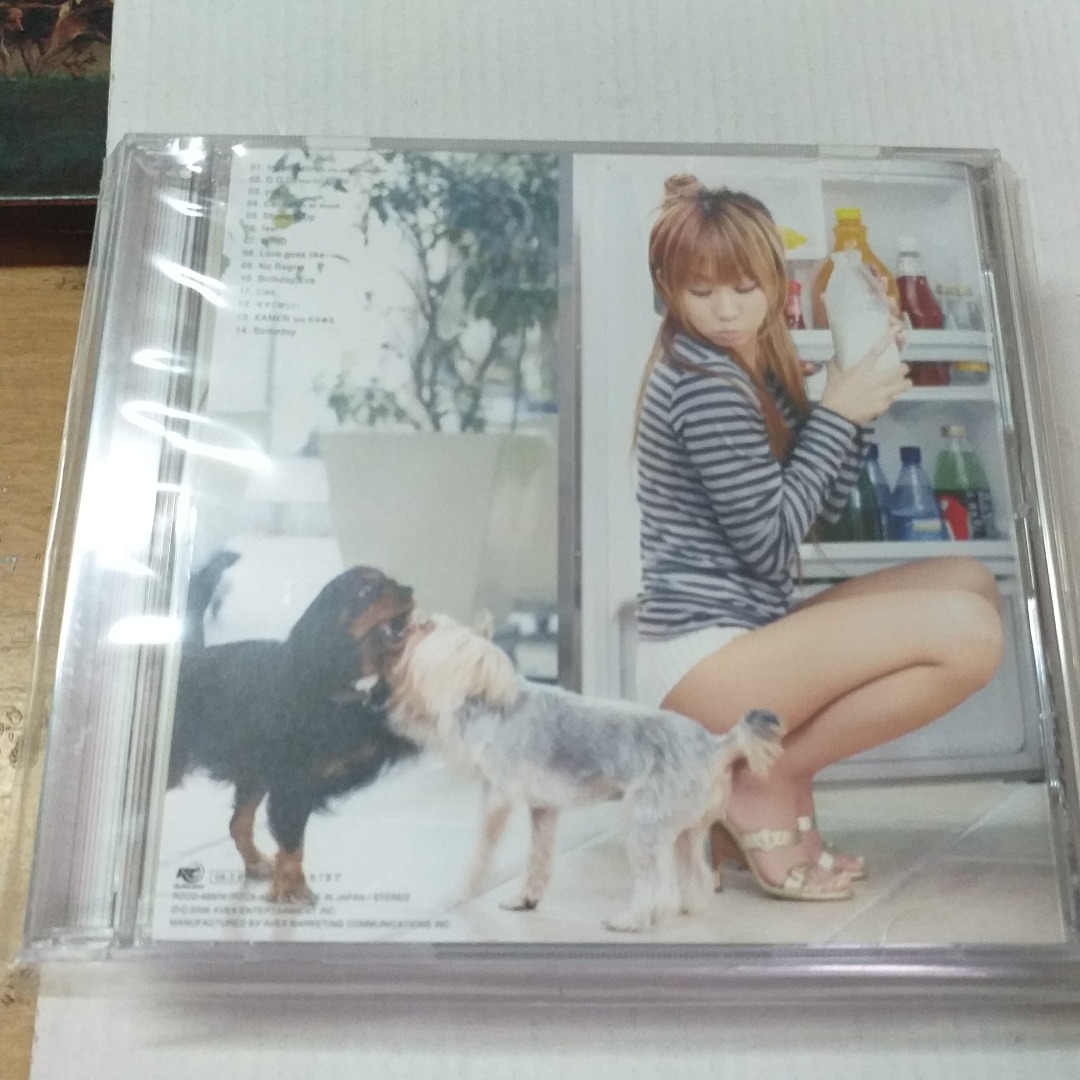 性感歌姬倖田來未精選2 SECOND CD金曲+DM 日版極新, 書籍、休閒與玩具, 樂器、音樂相關, CD、DVD在旋轉拍賣