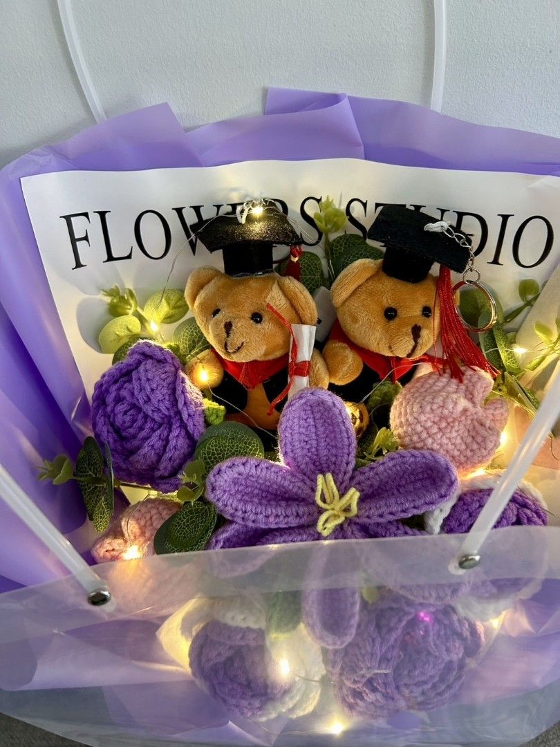 Big Size Purple/ Pink / Yellow graduation bear Lily Cr, Hobbies & Toys ...