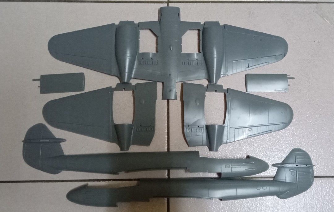 Gloster Meteor F.1, Hobbies & Toys, Toys & Games on Carousell