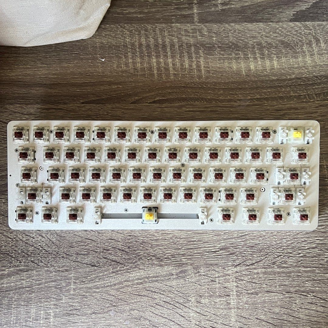 Gmmk Compact 61-key with Free Ice Cream Keycapa, Computers & Tech ...