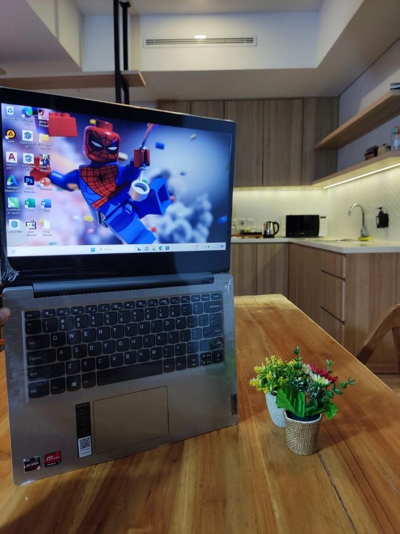 Jual Laptop Lenovo Ideapad Slim W Superslim Ram Gb Ssd Gb Elektronik Komputer