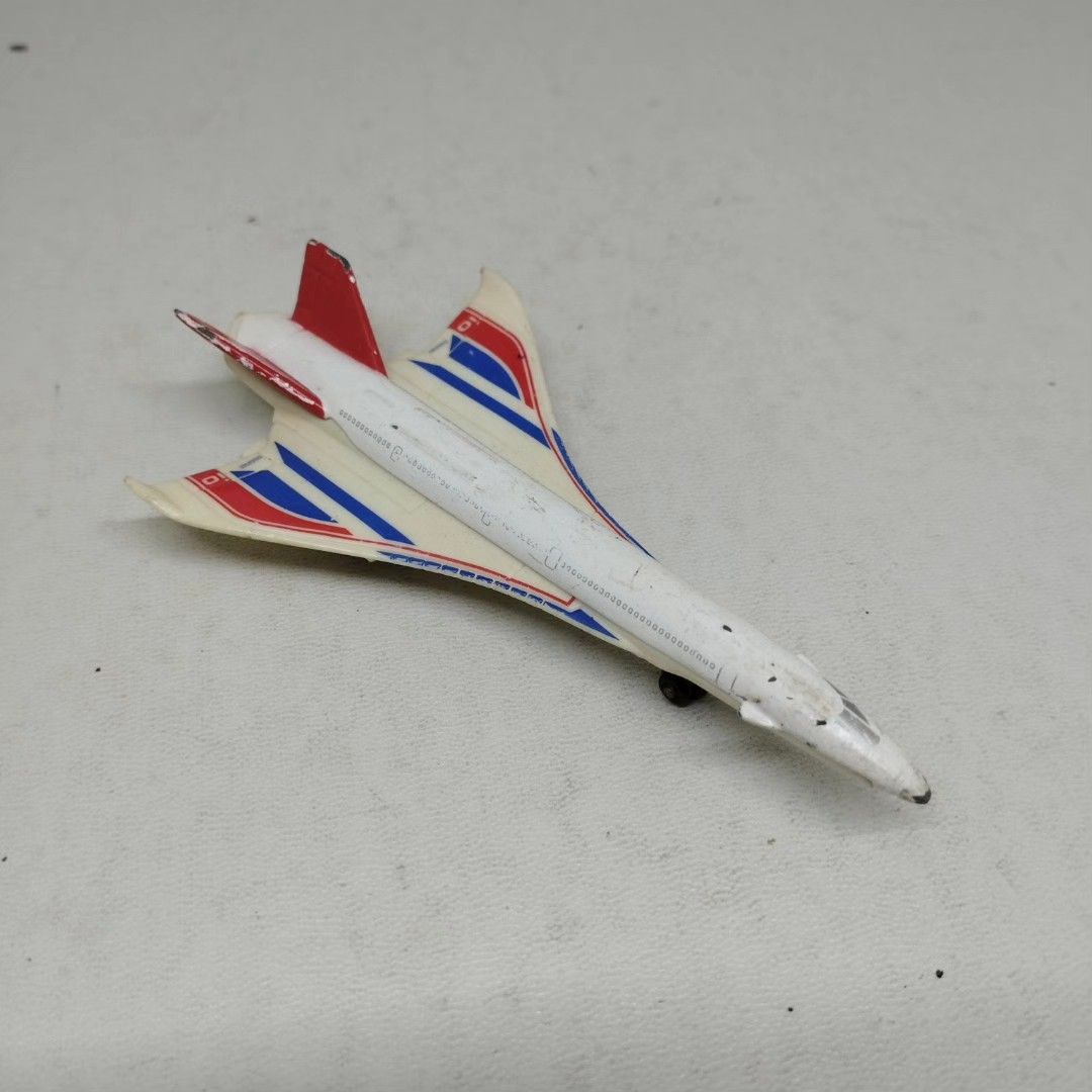 Mainan Hypersonic Jet, Toys & Collectibles, Lainnya di Carousell