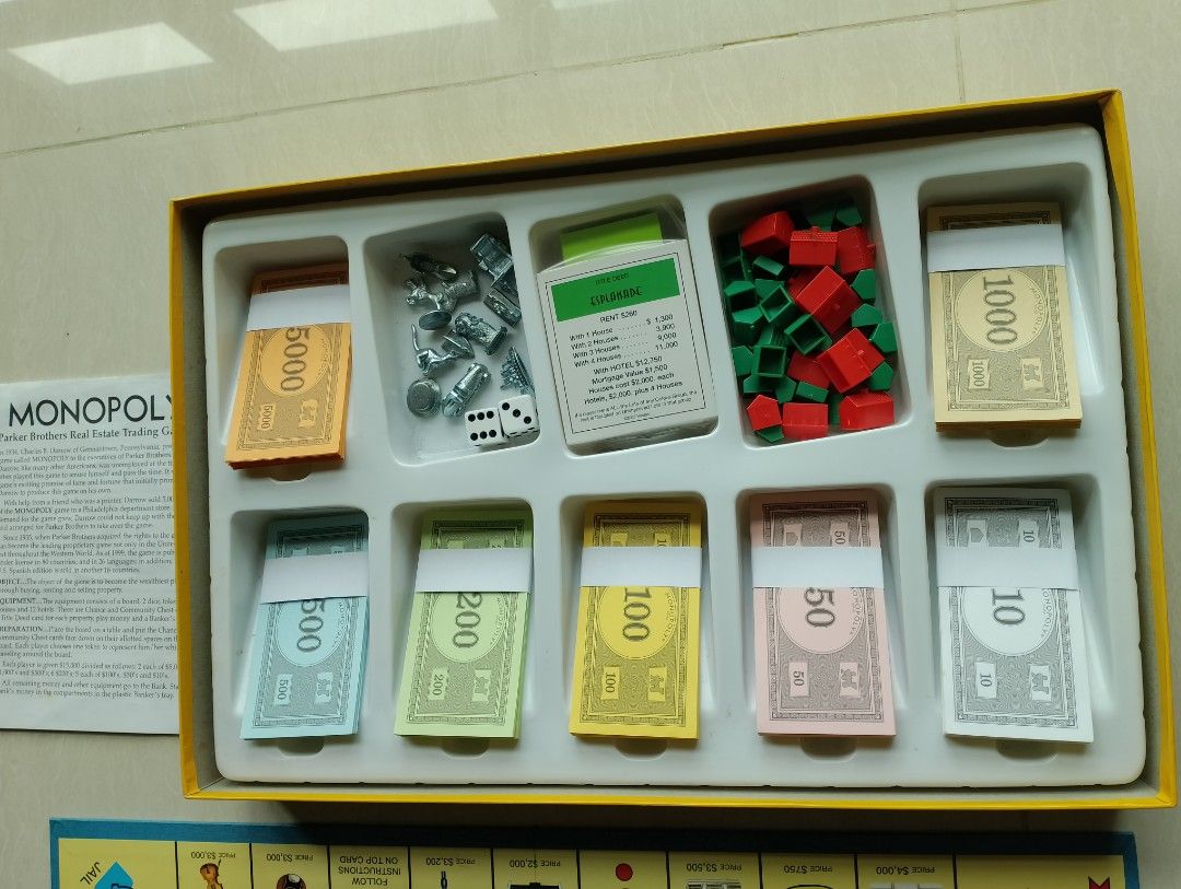 Monopoly Singapore Version, Hobbies & Toys, Toys & Games on Carousell