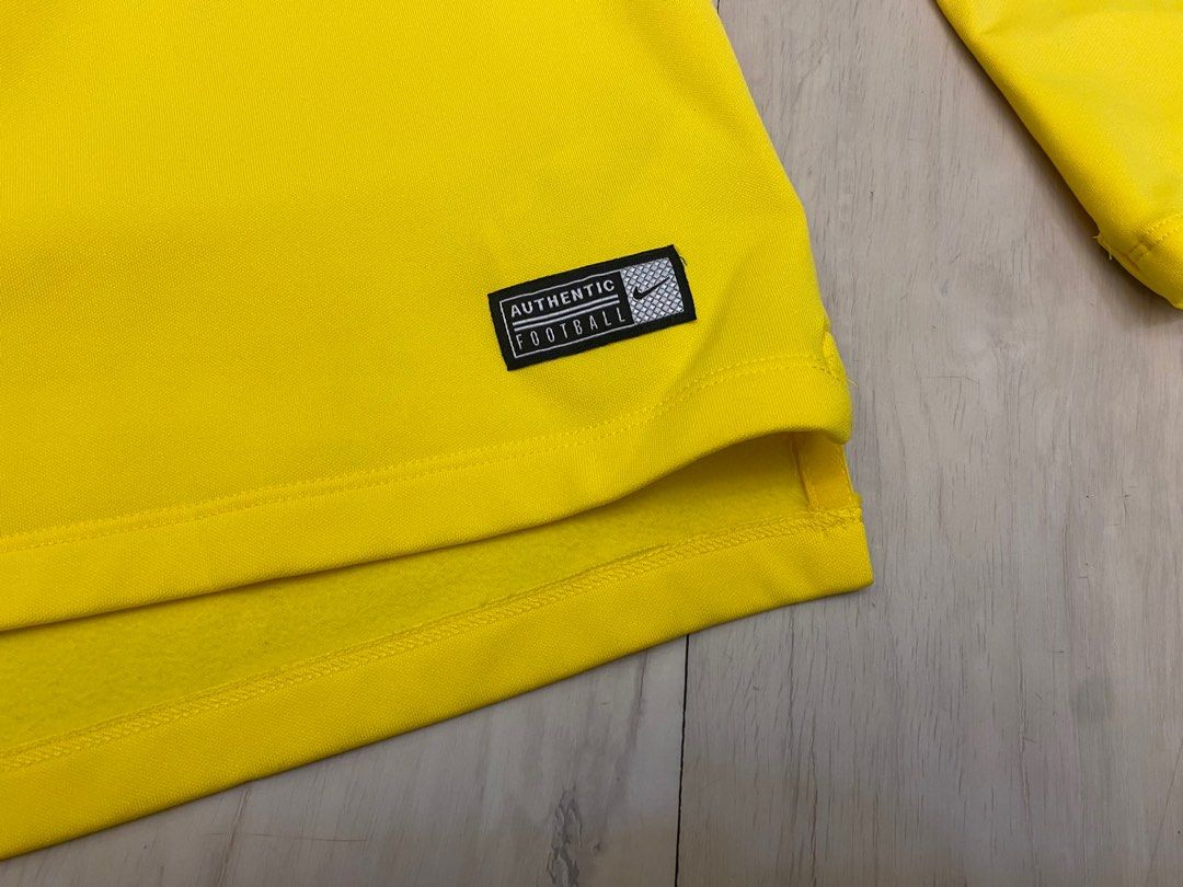 Nike FAM Malaysia Jacket, Men's Fashion, Activewear on Carousell