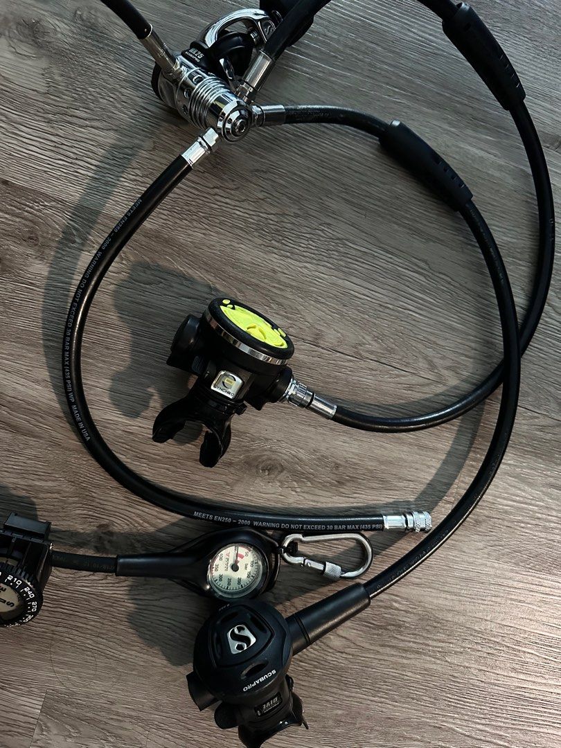Scubapro MK25 Regulator Set , Sports Equipment, Sports & Games, Water ...